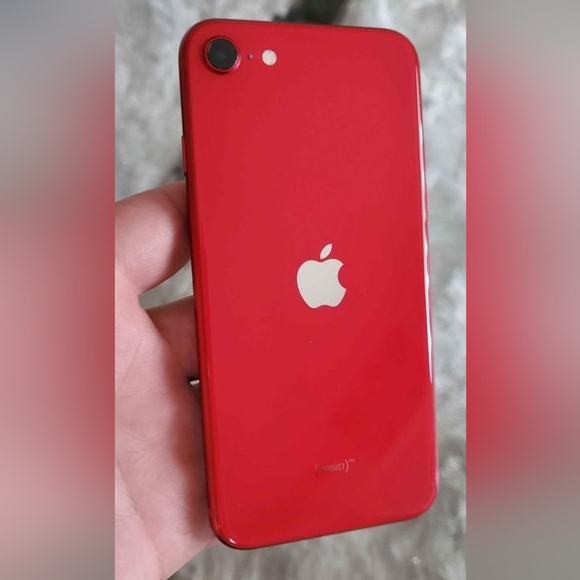 Apple | Cell Phones & Accessories | Unlocked Apple Iphone Se 2nd Generation 64gb Red | Poshmark